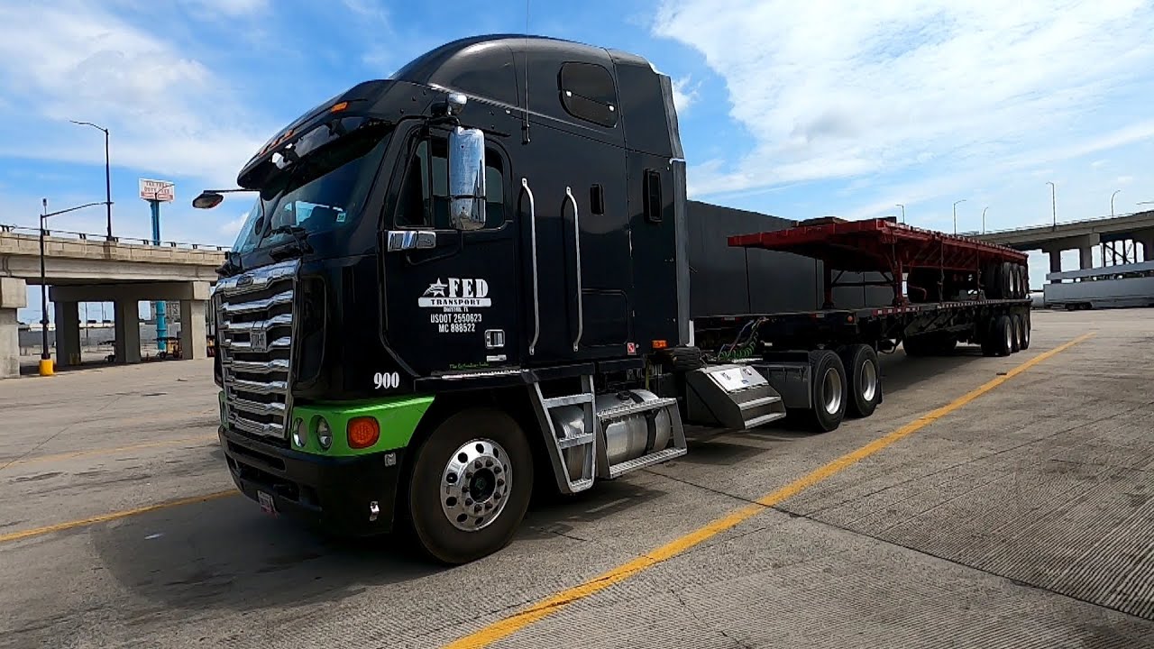Black Freightliner Argosy Cabover At Truck Stop In Detroit Michigan ...