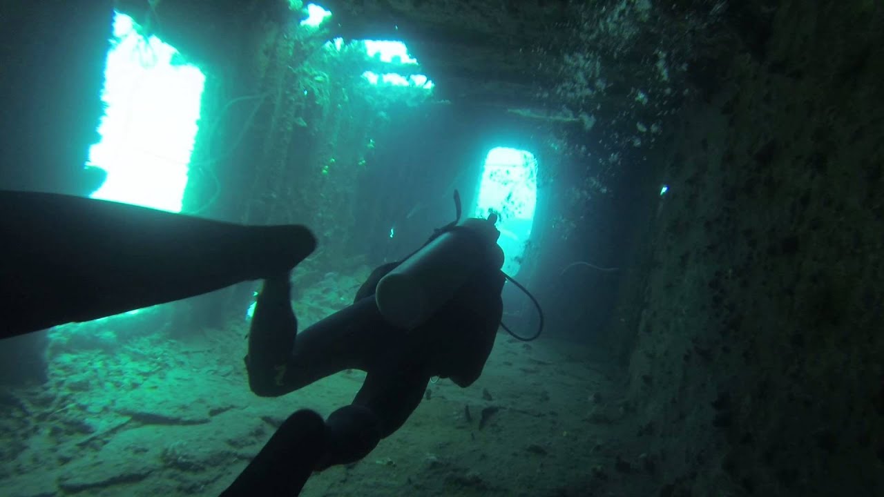 Shipwreck dive of Carlisle Bay Barbados HD 2 - YouTube