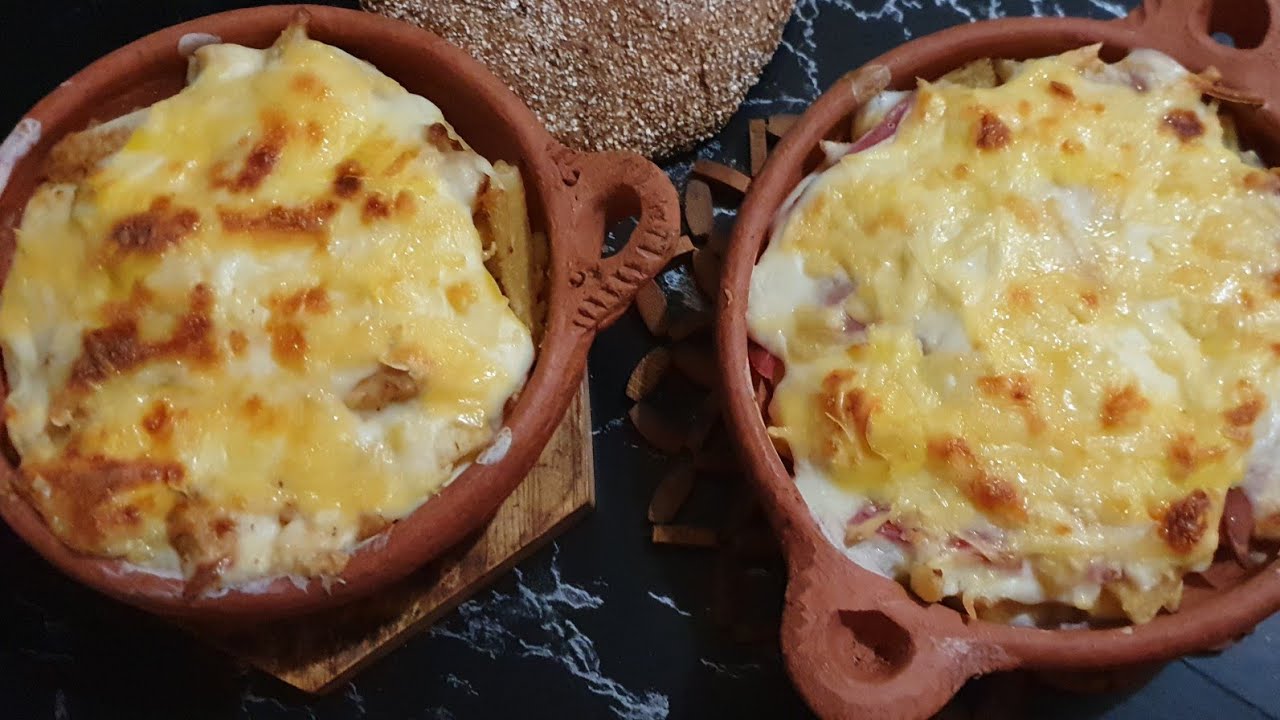pasticcio Italien au poulet, charcuterie et viande haché باستيشيو ...