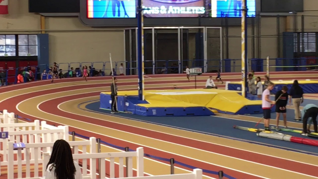 Kyleigh Mitchell 8u 200m 2019 USATF HOOVER ALUMNI INVITATIONAL - YouTube