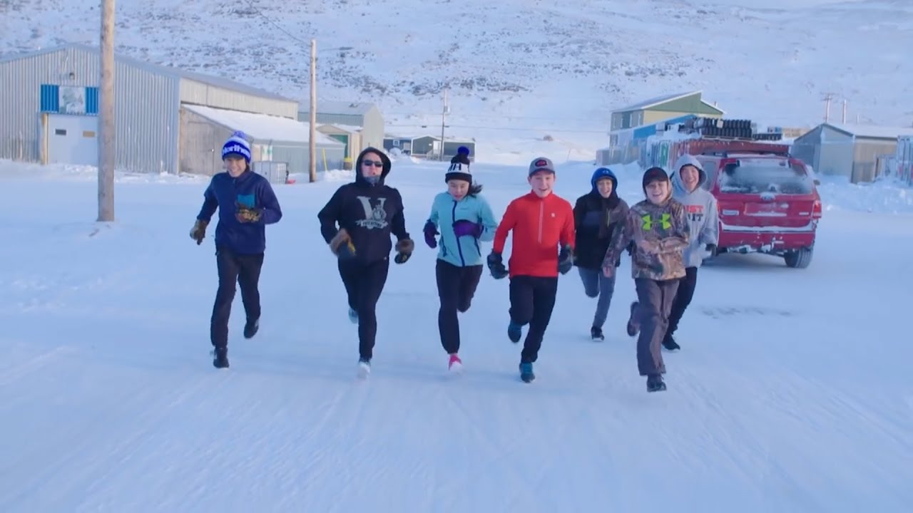 Meet the Canadian teacher who helped young Inuit kids choose life - YouTube