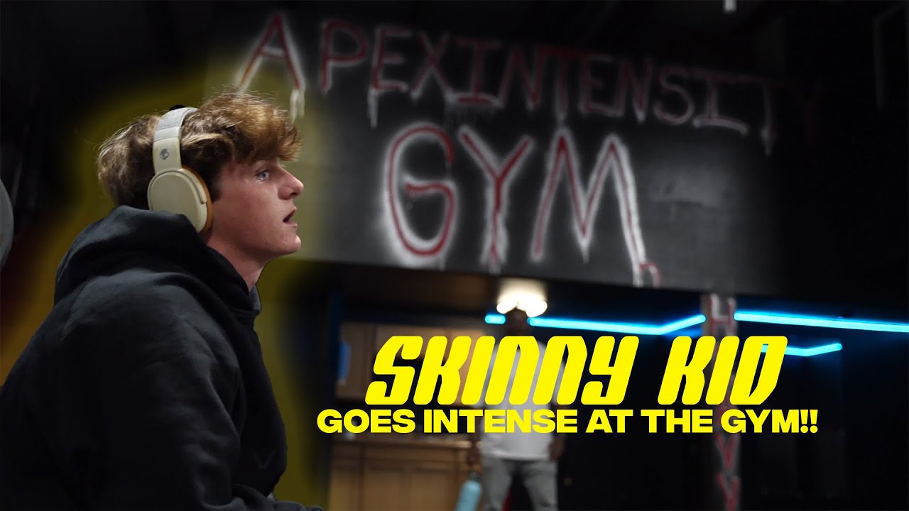 Skinny kid takes the gym serious - YouTube