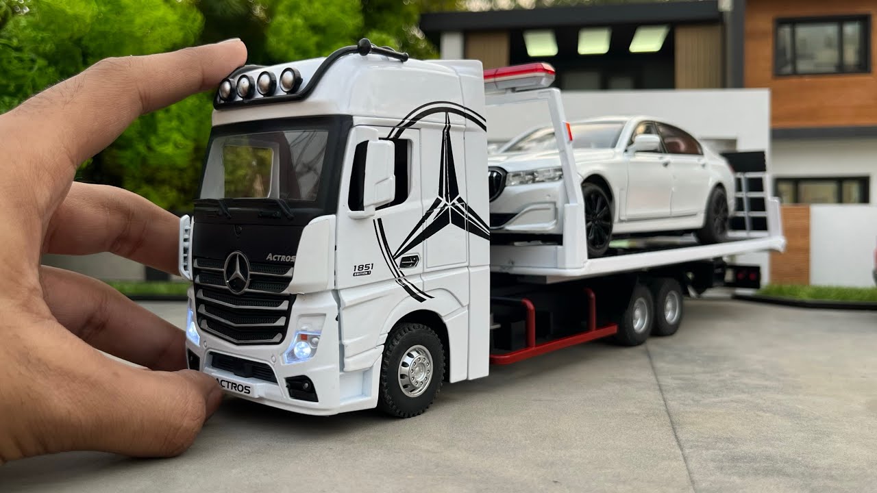 Unboxing a Mercedes-Benz Actros Car Carrier Truck Diecast Model ...
