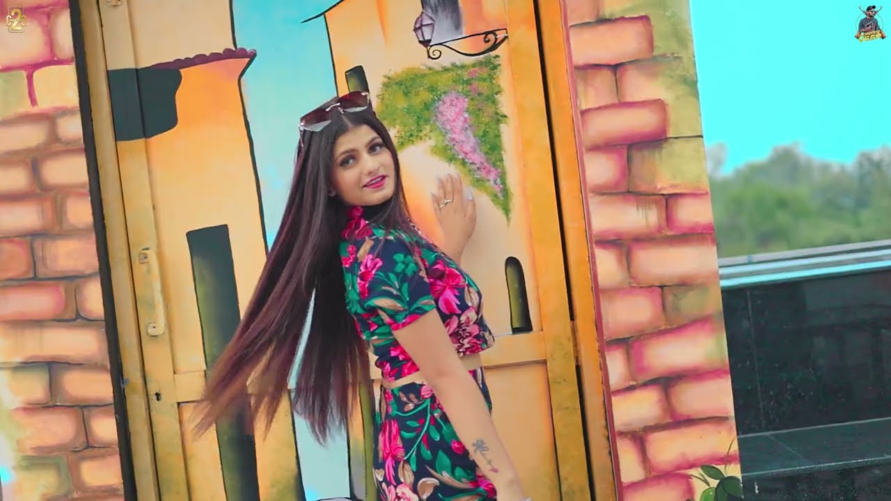 Future (Official Video) Moster Veer | Cutie Kaur | Vinay Kapoor | Cut 2 ...