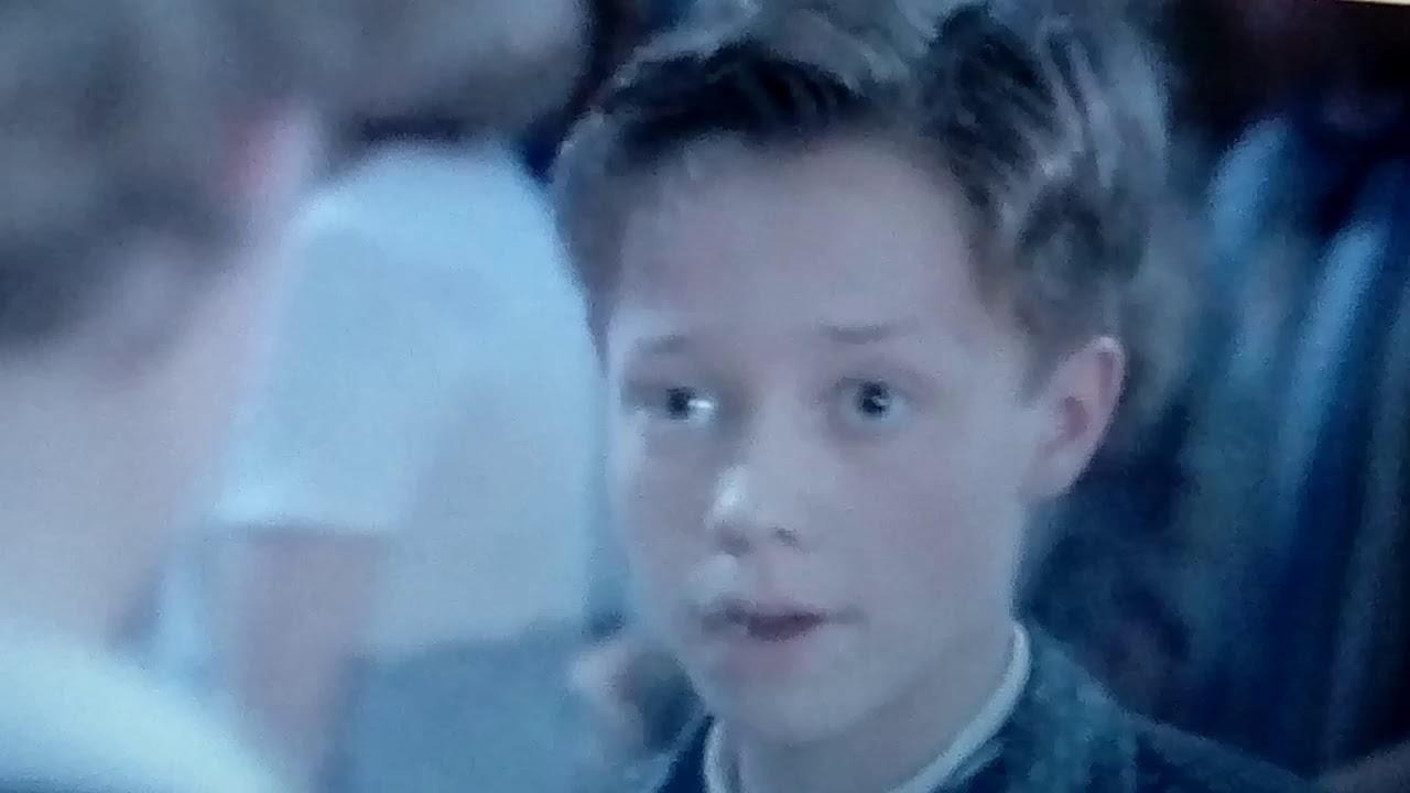 First kid luke vs bully party scene - YouTube