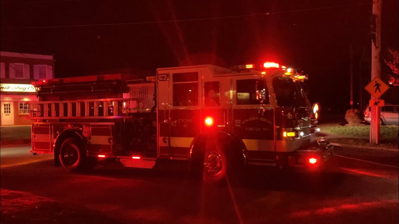 Engine 41 and Ladder 41, Newtown Square Fire Company - YouTube
