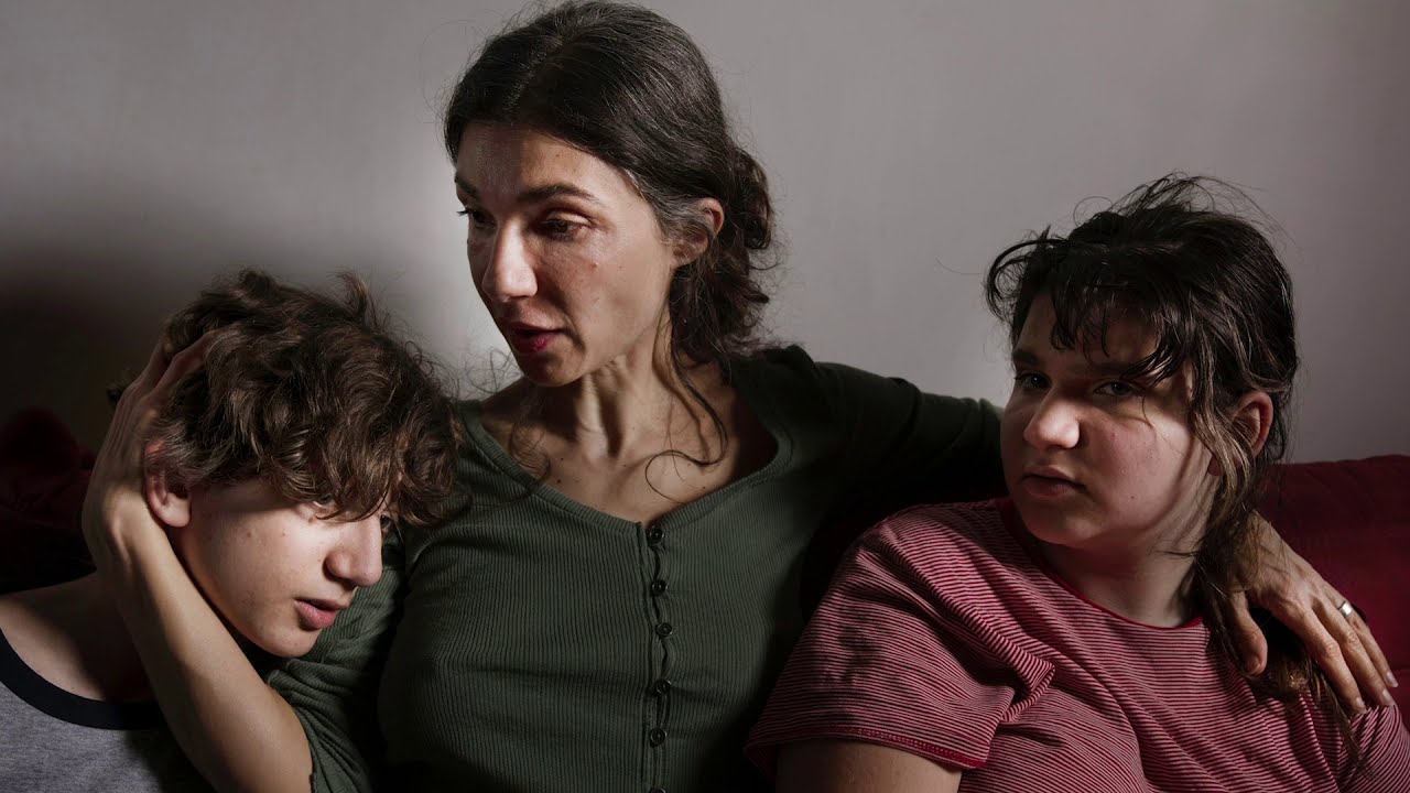 Elinor Carucci: Survival Mode - YouTube