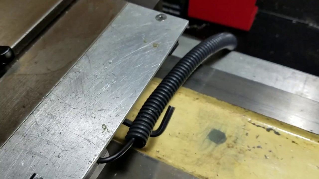 Smithy 1220 Granite LTD X and Y gib lock screw upgrade - YouTube