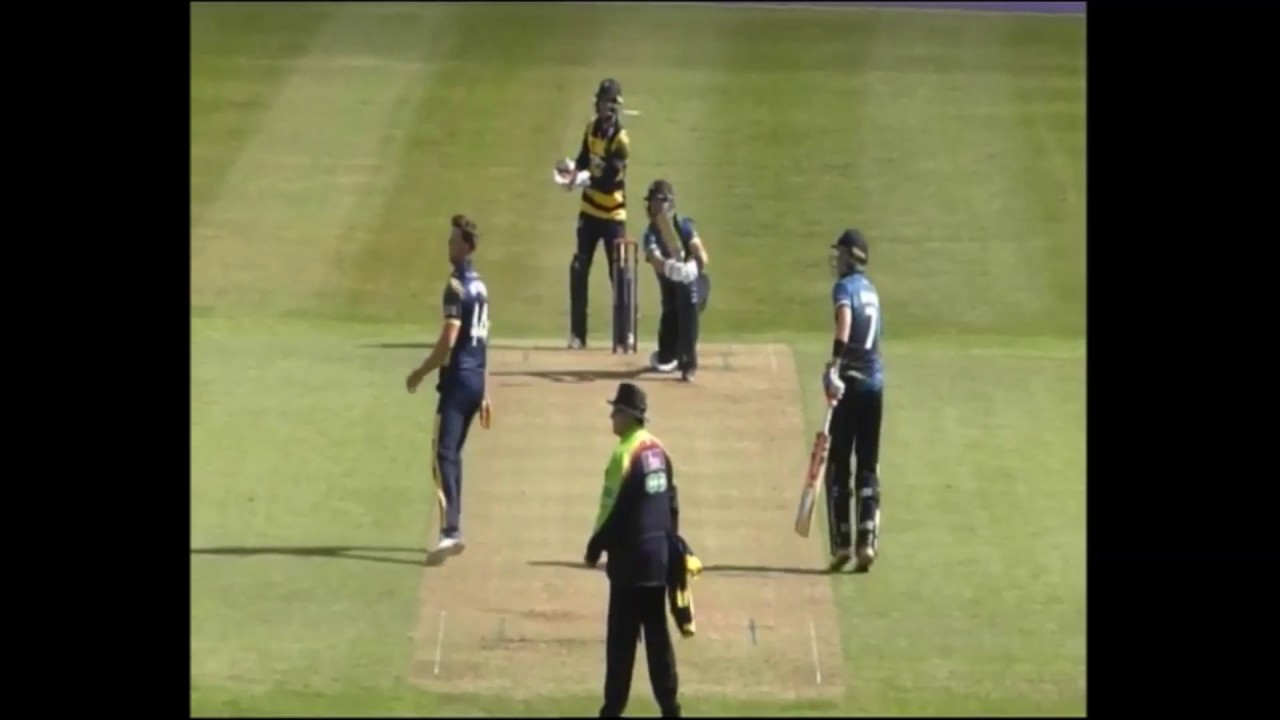 Stevens hits 14 sixes in record 147 - YouTube