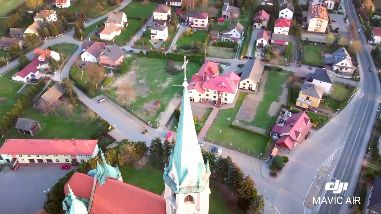 Wilamowice - kościół (720p) - YouTube