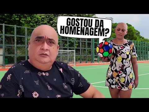 TEM PAI QUE É CEGO