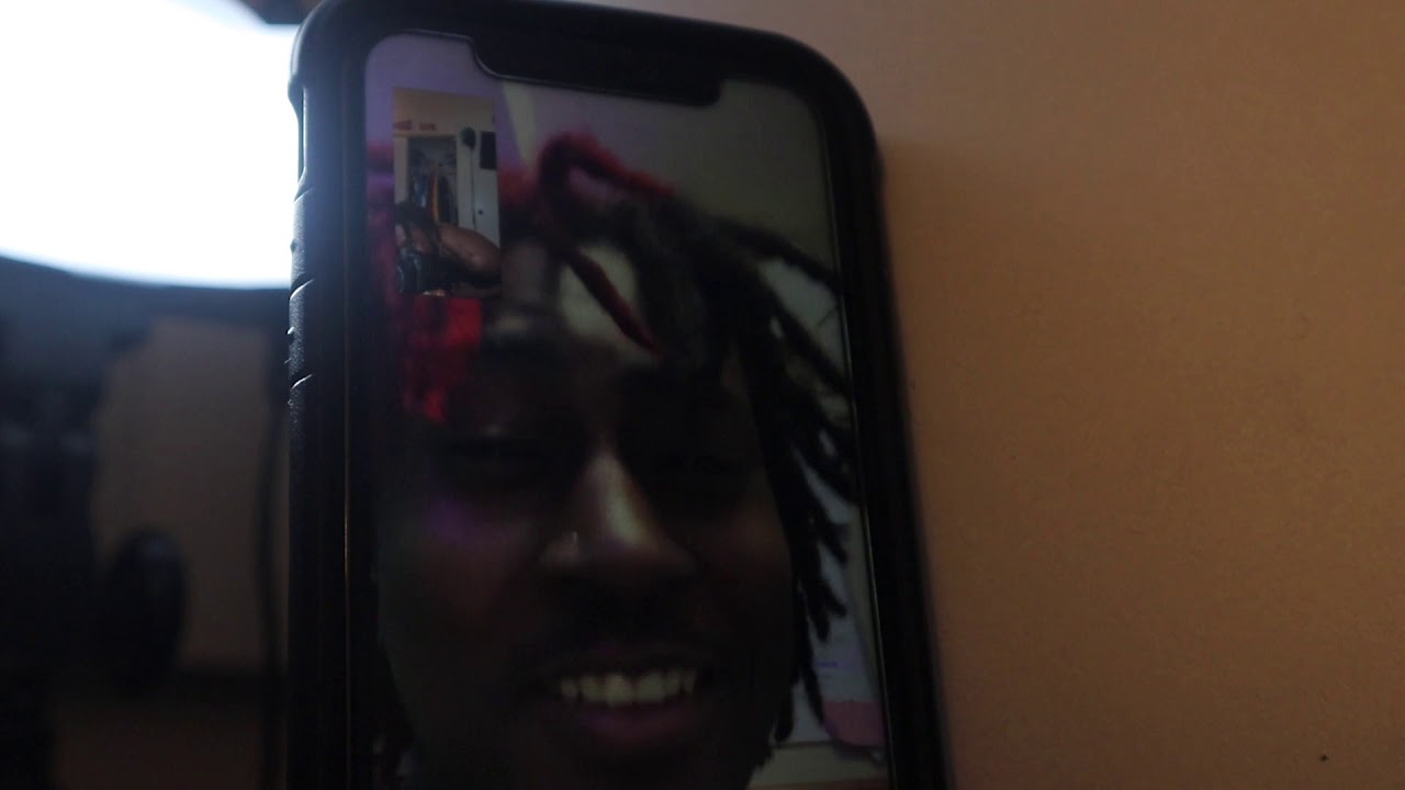 CLENCHING MY BUTT ON FACETIME 😂! - YouTube