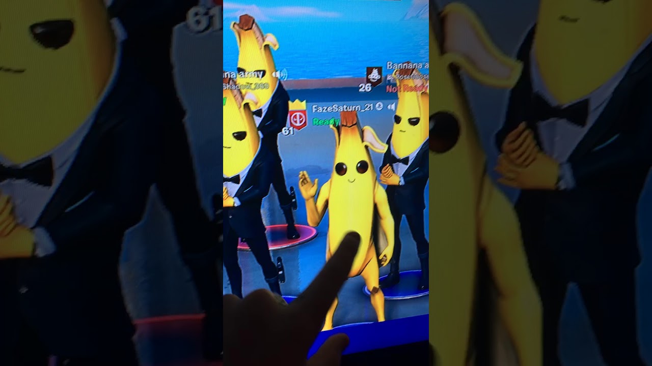 My banana army - YouTube