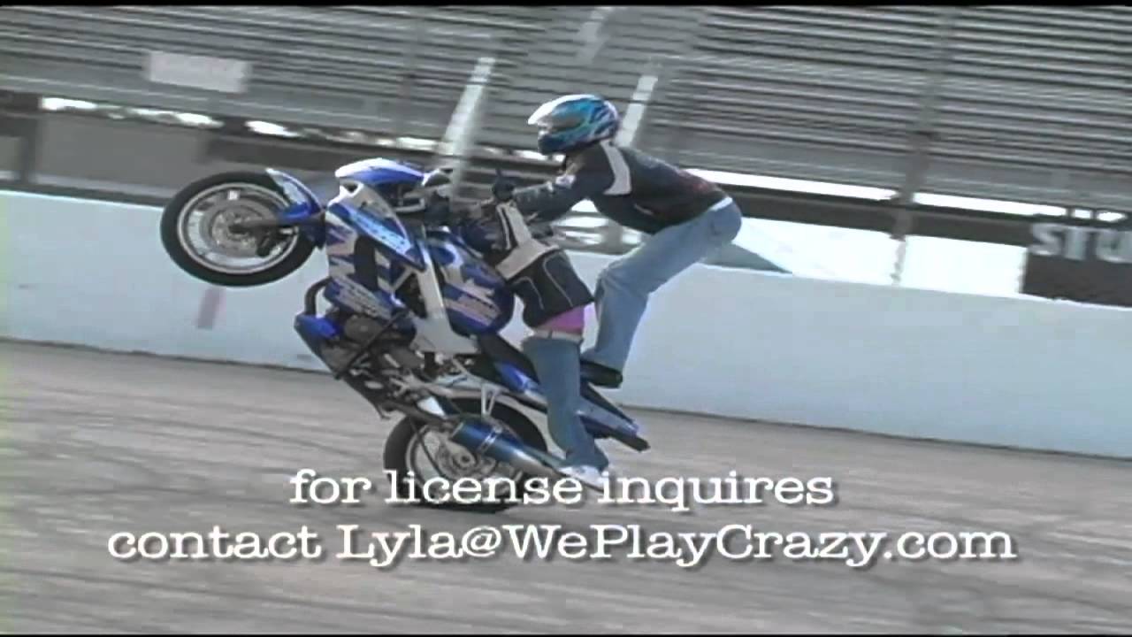 Girl Falls off Motorcycle (guys fault) - YouTube