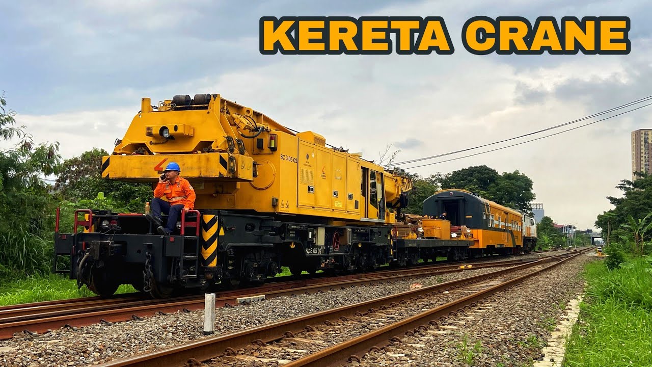 KERETA CRANE DINAS DI GEDEBAGE | maju mundur langsiran - YouTube