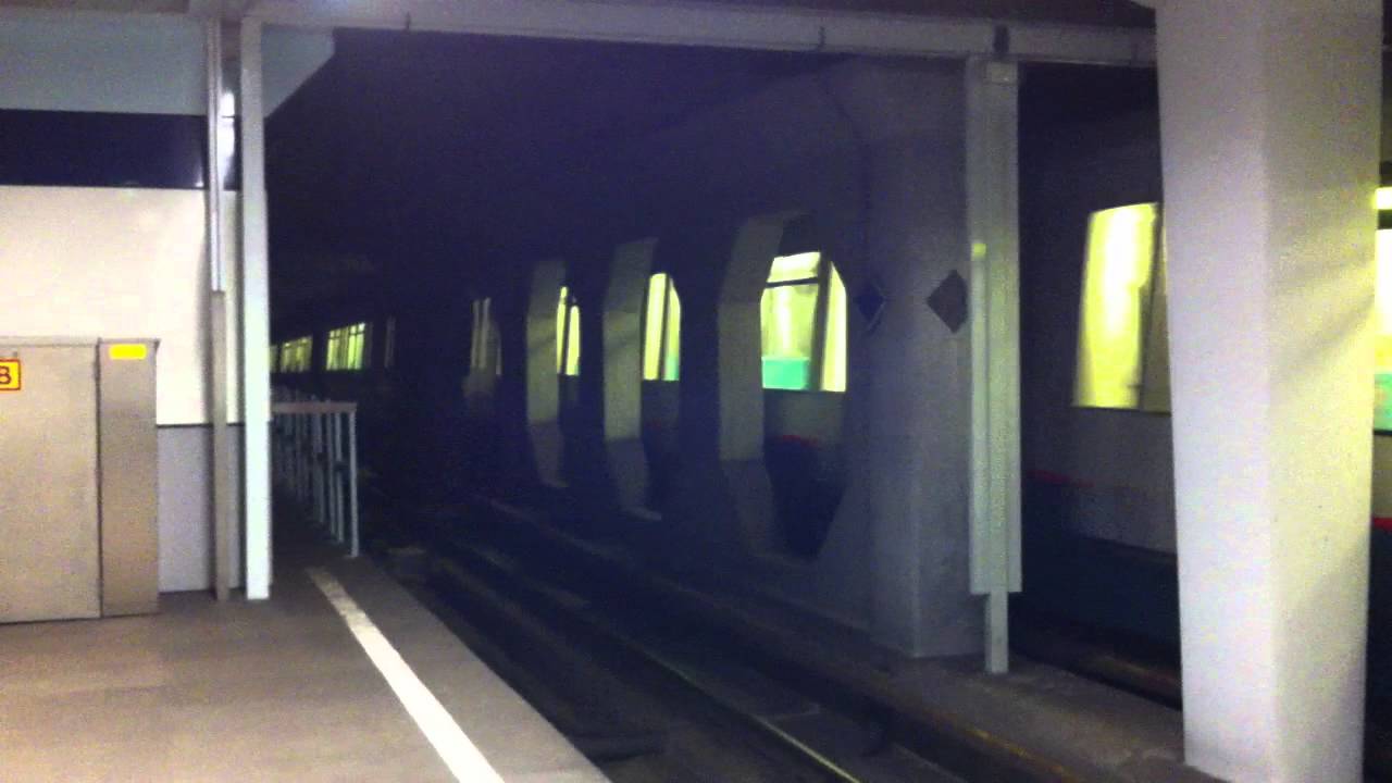 RET Metro MG2/1 (4x) Vertrek Leuvehaven richting Rotterdam Centraal ...