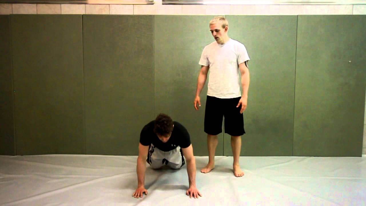Basis reaktiv styrke for overkroppen - 4 af 8 - YouTube