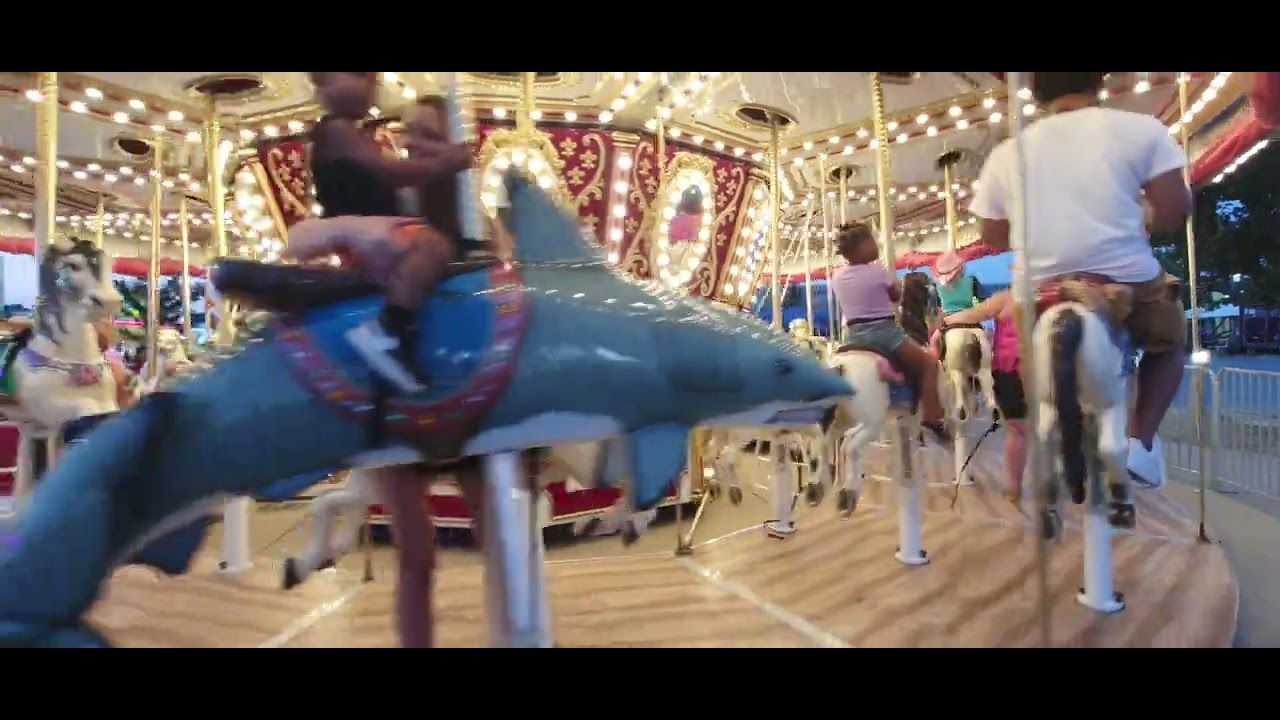 Iowa State Fair's New Carousel - YouTube