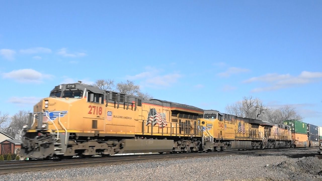 UP 2718- Z-Train w/ Mid DPU's, Grand Mound, IA 2/11/24 - YouTube