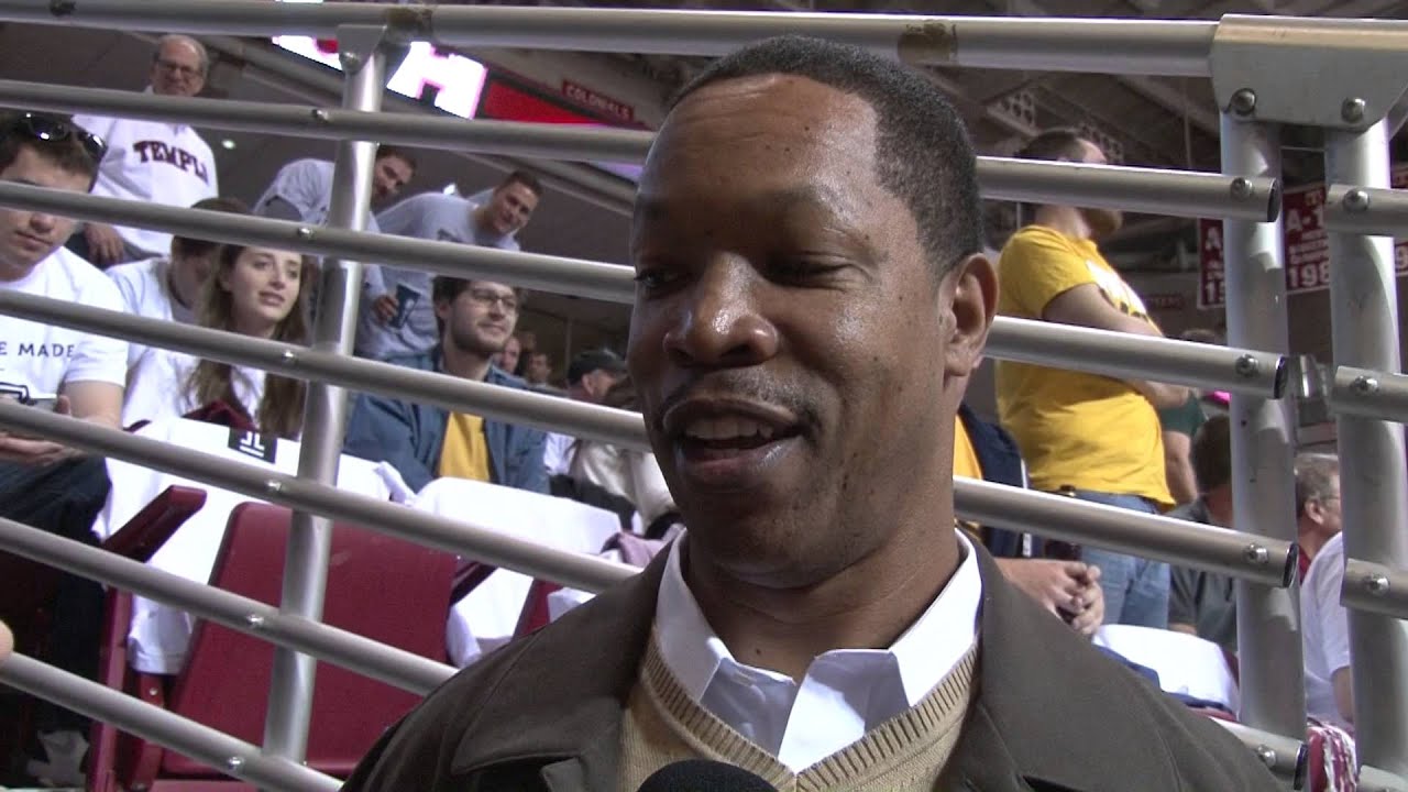 Mark Macon interview (half time at temple Vs. VCU) - YouTube