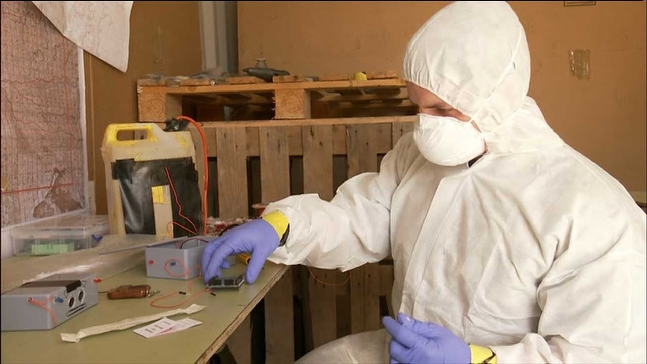 How The British Army's Own CSI Are Beating The Bombers | Forces TV ...