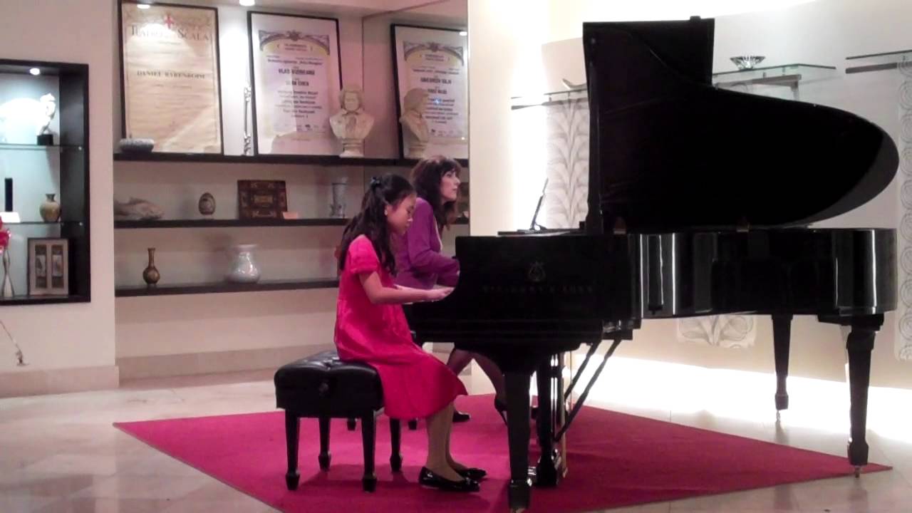 Mina Jung Haydn Piano Concerto in C Major - YouTube