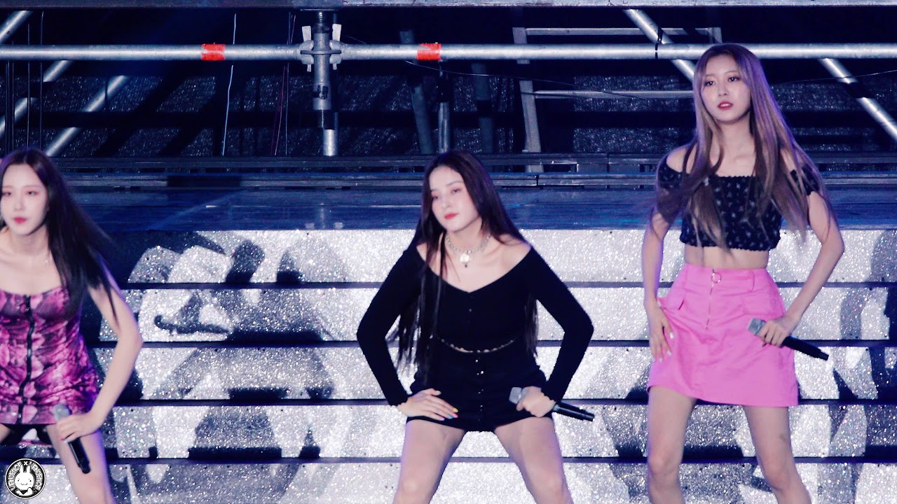 [4K] 190825 모모랜드 낸시 직캠 '뿜뿜(BBoom Bboom)' MOMOLAND(NANCY) Fancam @카프콘서트 ...