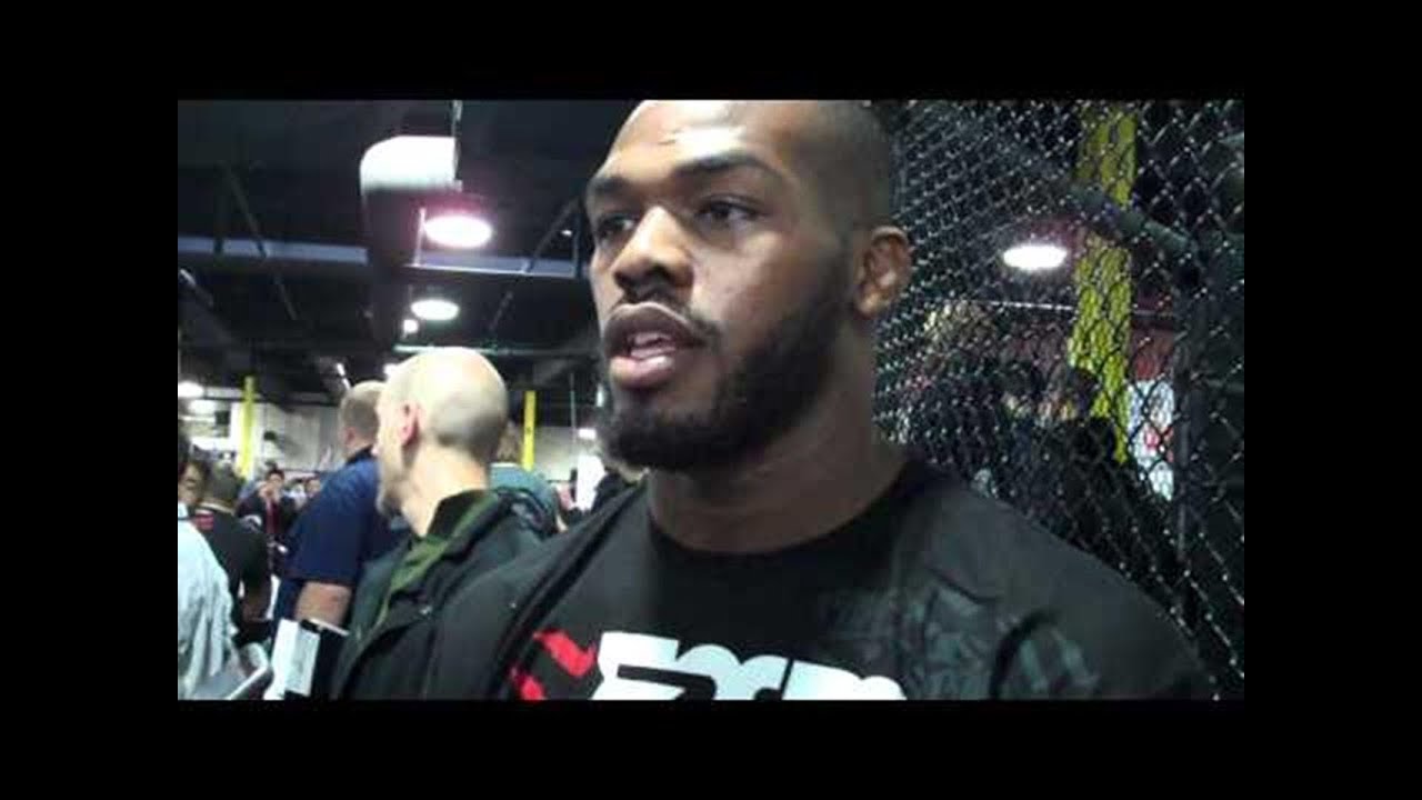 UFC 140: Jon Jones talks fighting Lyoto Machida - YouTube