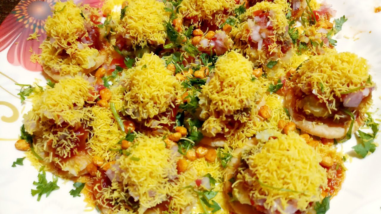 Chatpati Sev Puri Chaat At Home|चटपटीत आणि पटकन होणारी शेव पुरी रेसिपी ...