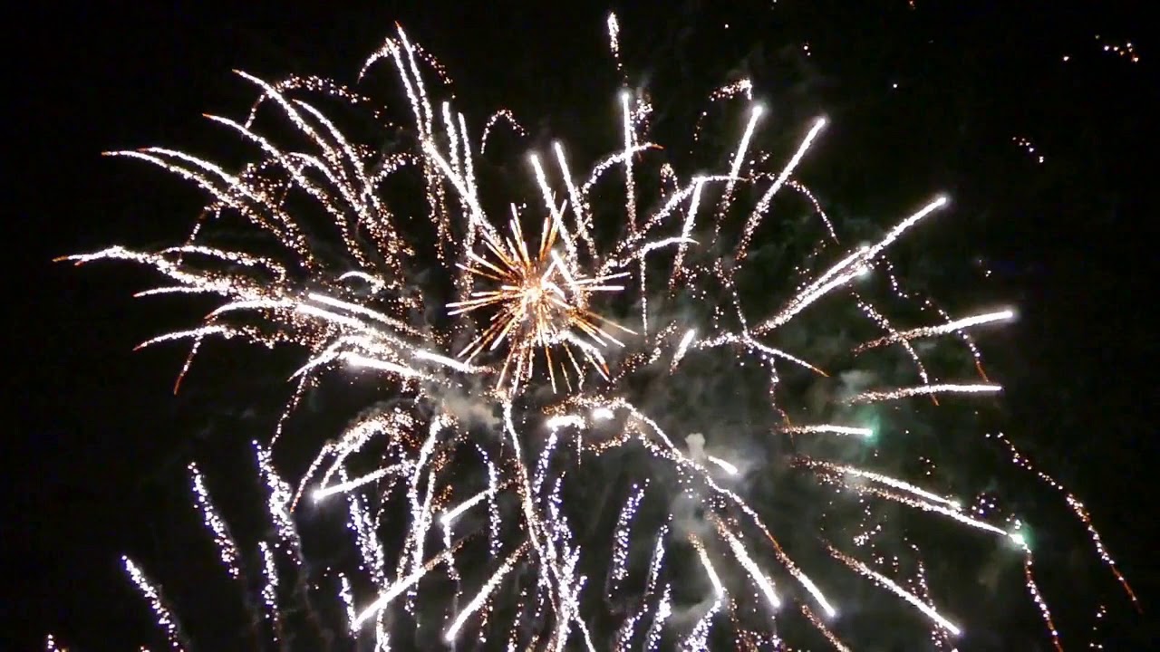 3 Hours Relaxing Fireworks Sounds - YouTube