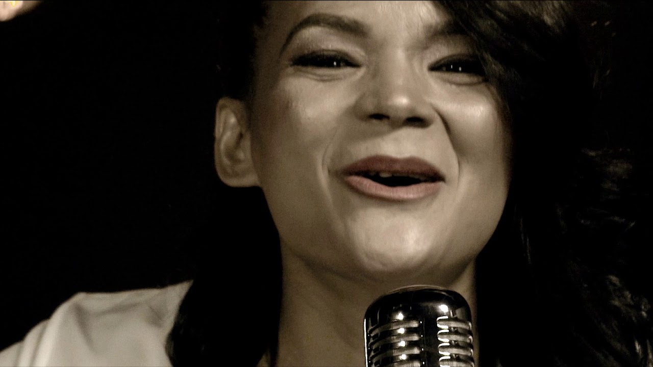 Eu me Entrego - Rose Rios [OFICIAL] - YouTube