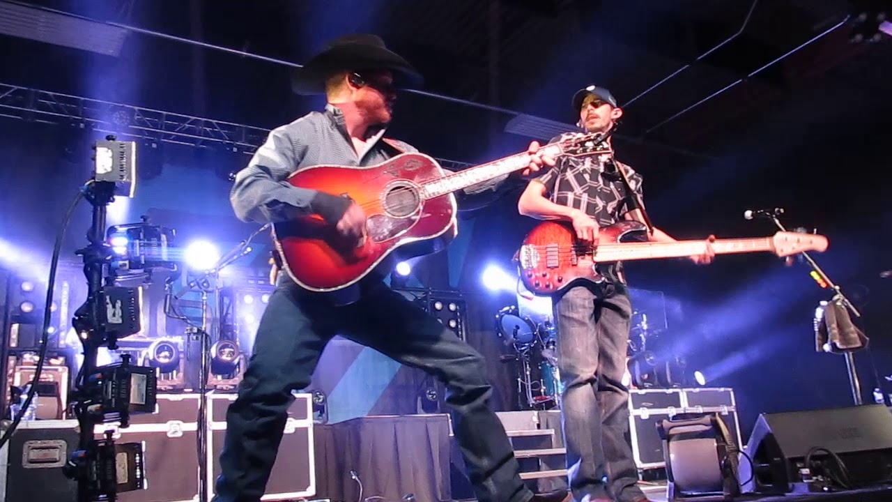 Cody Johnson and the CJB Jam Session at The Signal - YouTube