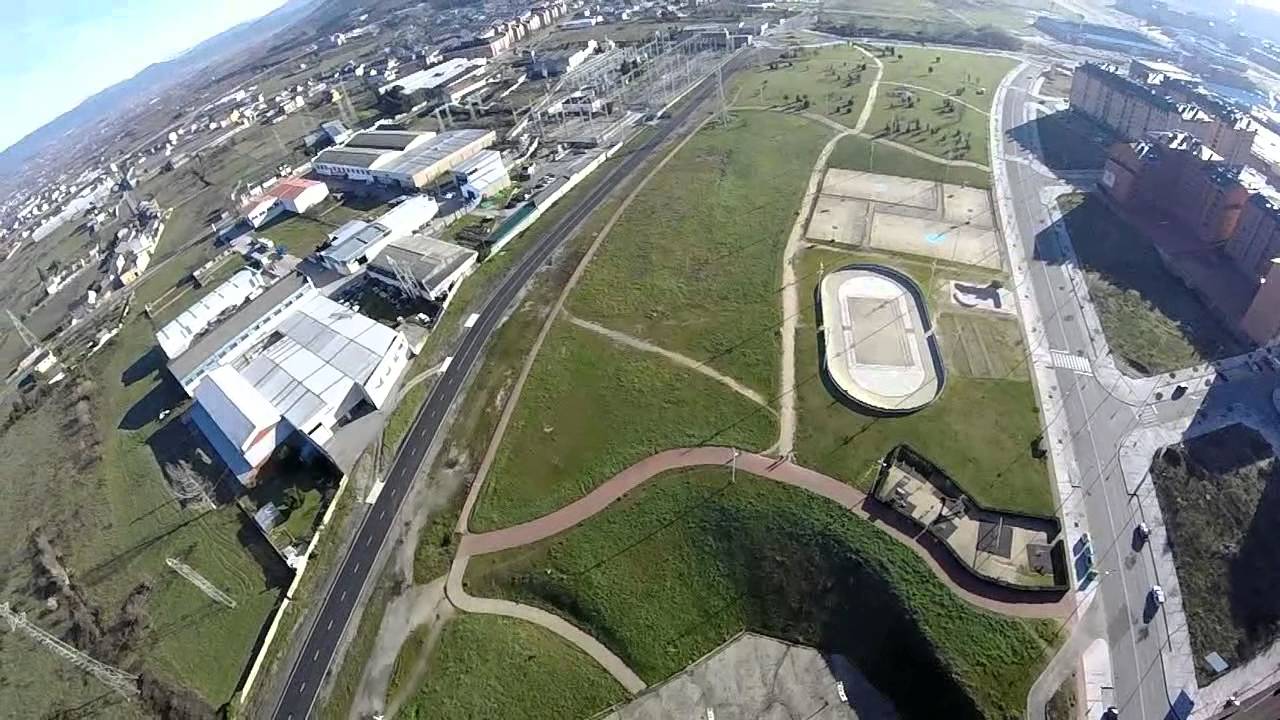 Salto Base Torre Rosaleda Ponferrada - YouTube