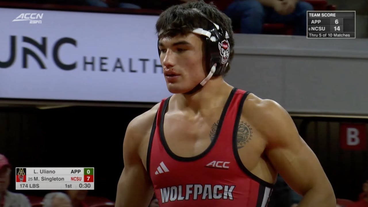 174lbs Matty Singleton (NC State) vs Luke Uliano (App State) - YouTube