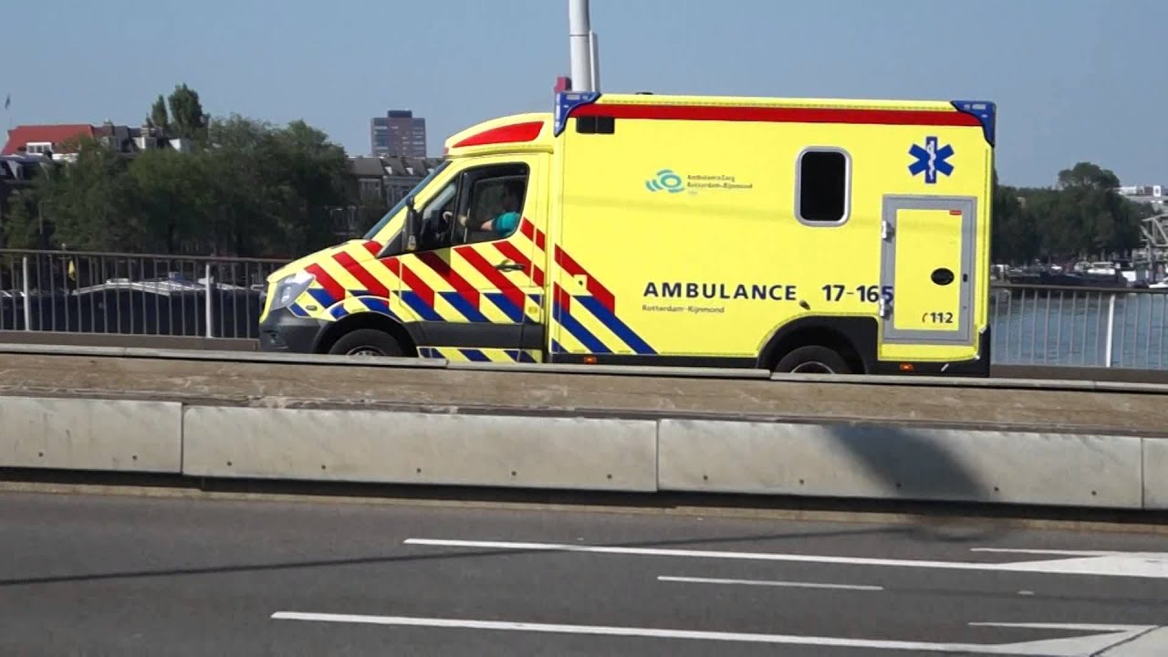 Ambulance Rotterdam | Einsatzfahrt Ambulance Rotterdam - YouTube