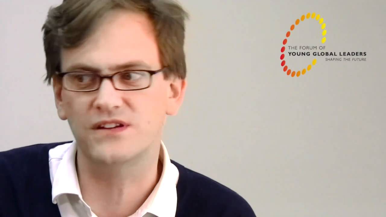 Thomas Crampton - Young Global Leaders - YouTube