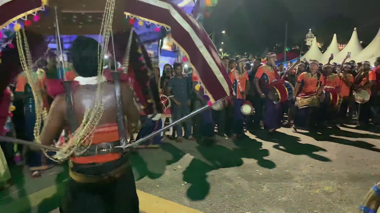 Sakthi Vel Urumi Melam Johor -SVUM-Melaka Sannasimalai Andavar Temple ...
