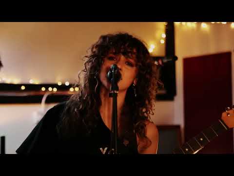Cut a Rug - Robyn Banks (Live Session)