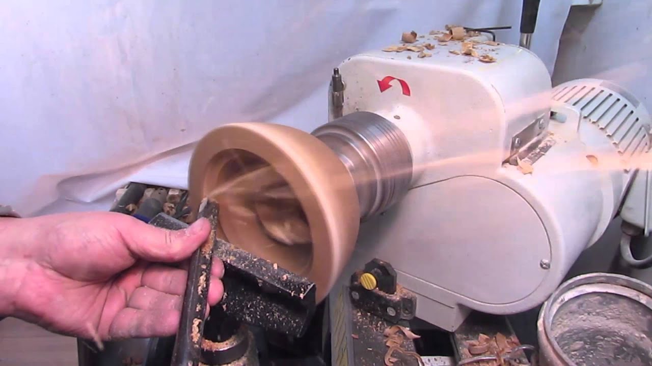 Rough Turning Beech Bowls - YouTube