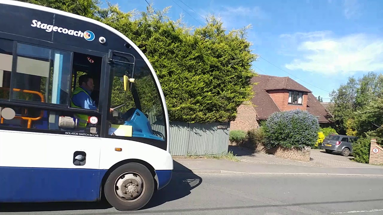 Here is the 520 bus in Normandy - YouTube