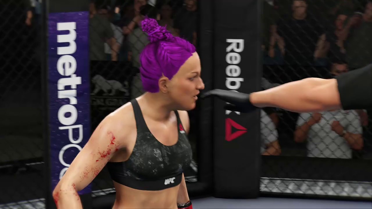 Jenna Tolls vs Tecia Torres - YouTube