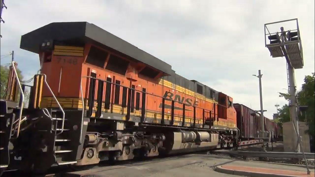 BNSF #5487 Leads EB Mixed Freight. Olathe, KS 9/28/24 - YouTube