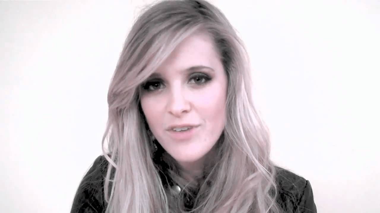 Rolling In The Deep (Adele Cover) by Jessica Leo - YouTube