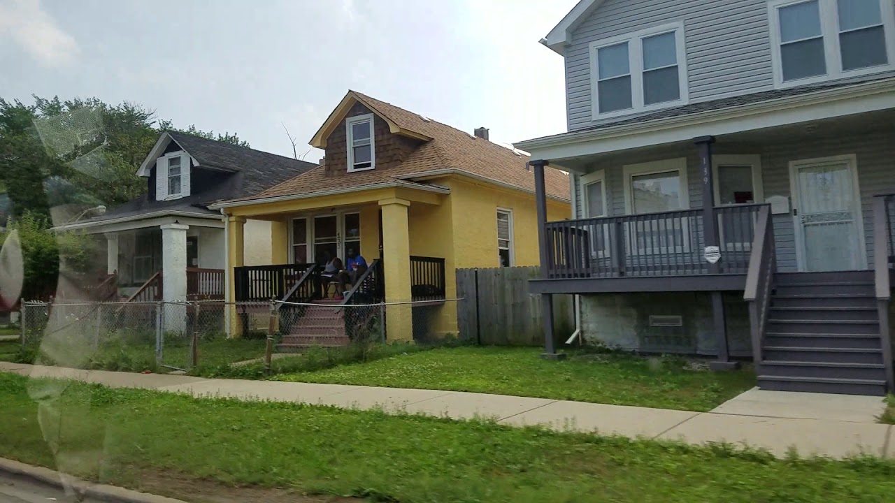 Walking around Chicago hoods - YouTube