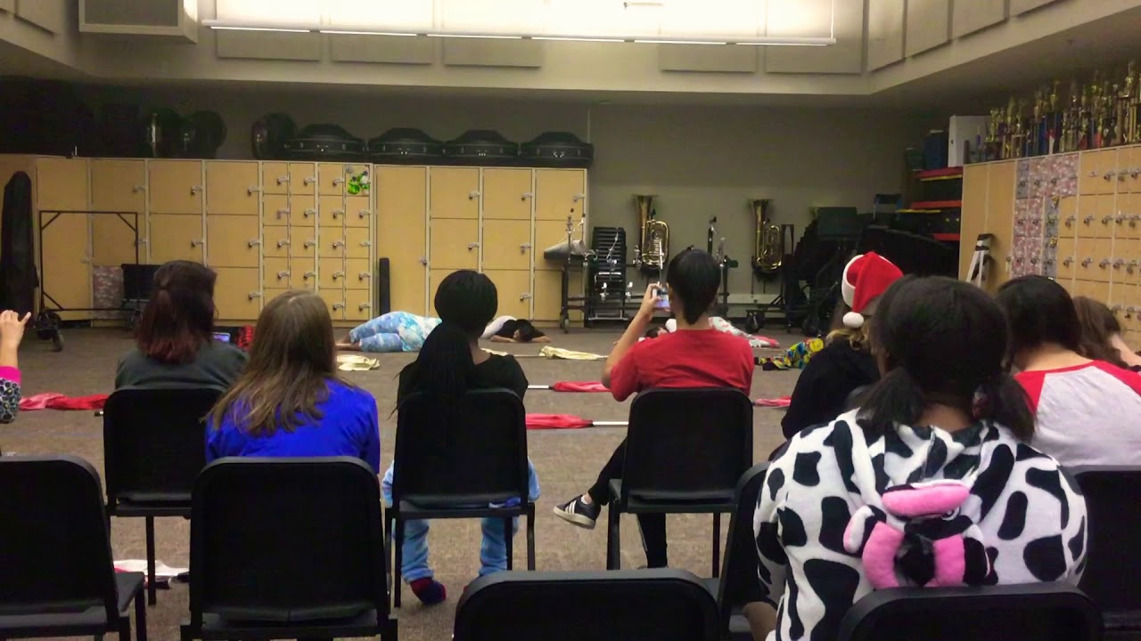 Home Alone “Run Rudolph Run” Guard Final 2018 - YouTube