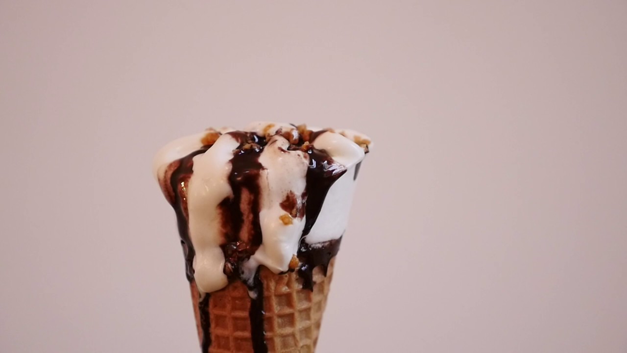 Lisa Bregneager - Small Circles - YouTube Music