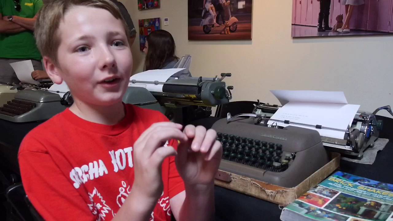 Typewriter Video Series Episode 32: Phoenix Type-in 2016 - YouTube