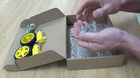 Assembling a car kit for Arduino projects. - YouTube