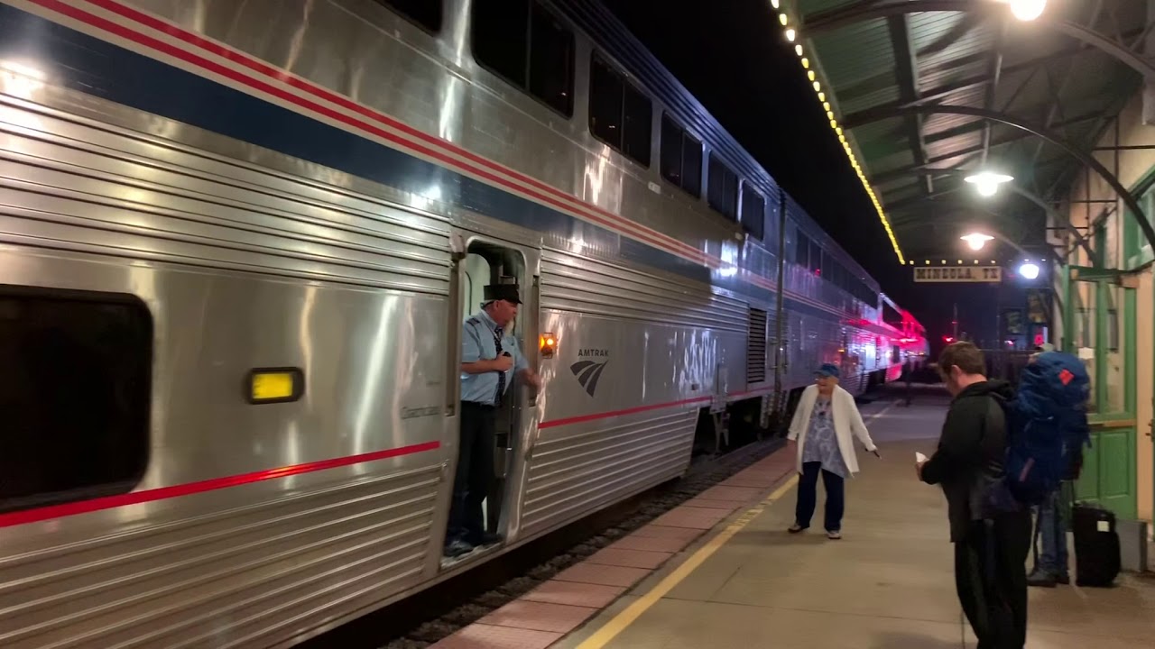 2019-10-29h Amtrak #22 Texas Eagle Eastbound - YouTube