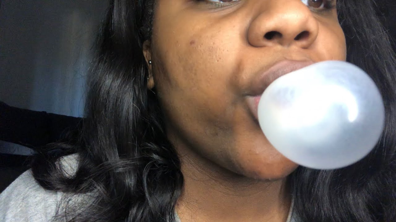 Gum Popping ASMR |No Talking| ASMR Minni - YouTube